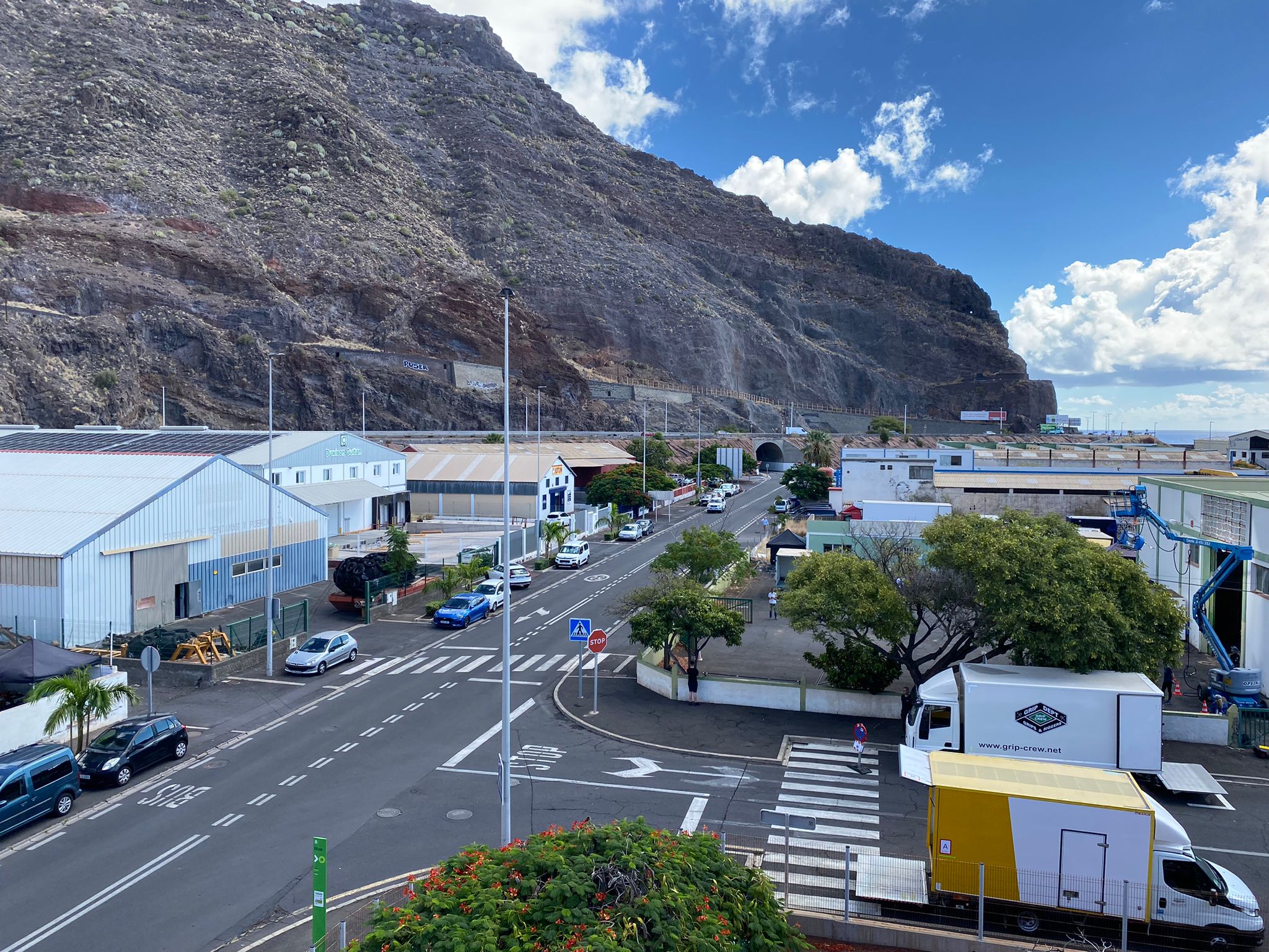 Henry Cavill toma la Dársena Pesquera de Santa Cruz de Tenerife
