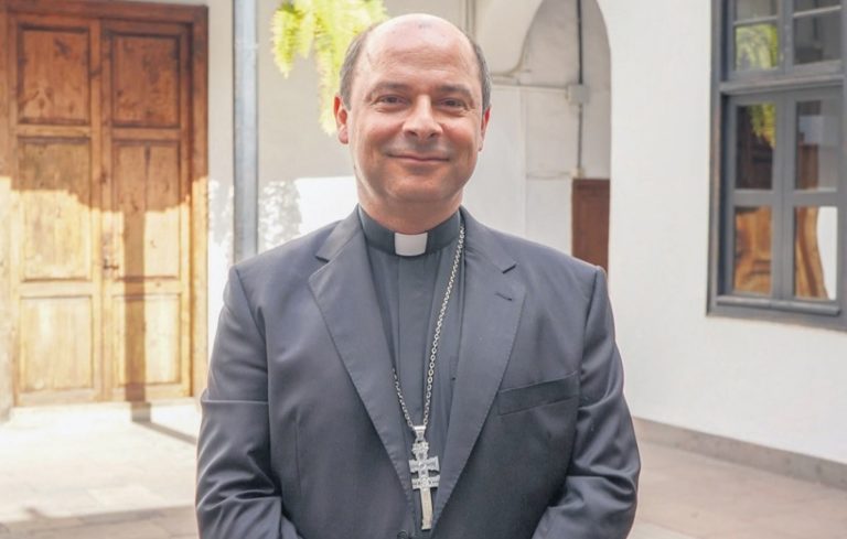 Eloy Alberto Santiago, nuevo obispo de la Diócesis Nivariense